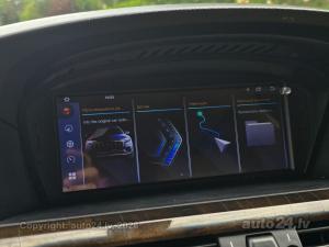 Zils BMW 5 Series 2004 Tallina, ar dzinēja tilpumu 3.00 L un nobraukumu 440 tūkst. km par 3990 €, foto 15 vietnē AUTOMOTO.COM.LV