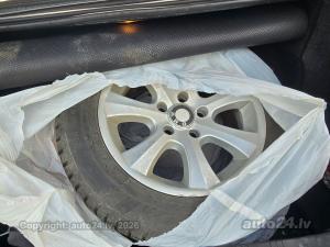 Zils BMW 5 Series 2004 Tallina, ar dzinēja tilpumu 3.00 L un nobraukumu 440 tūkst. km par 3990 €, foto 20 vietnē AUTOMOTO.COM.LV