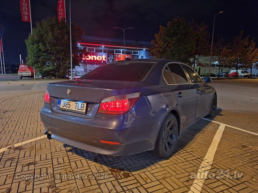 Синий БМВ 5 Серия 2004 в Таллин, объемом двигателя 2.50 л и пробегом 400 тыс. км за 2999 €, фото 3 на AUTOMOTO.COM.LV