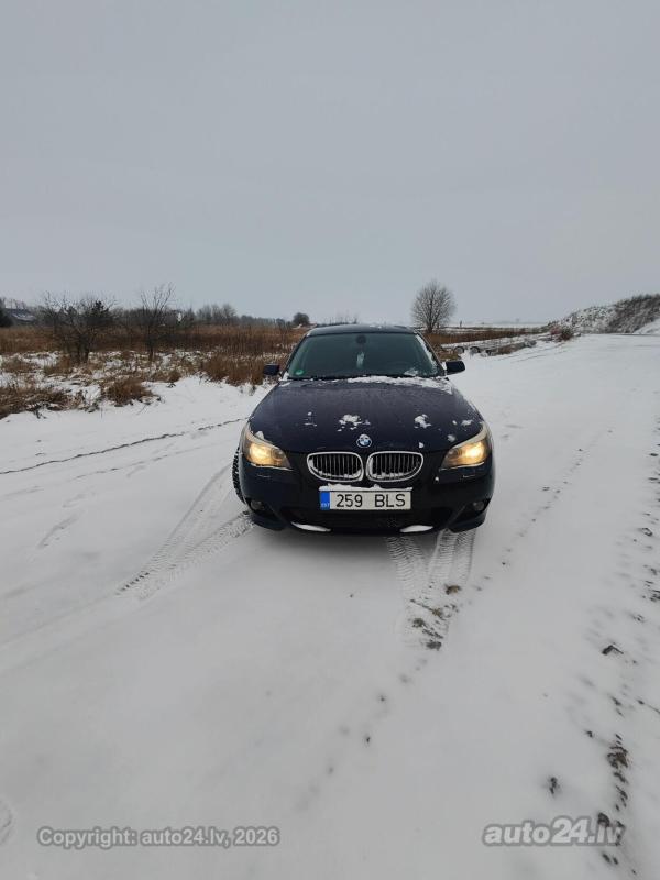 Zils BMW 5 Series 2005 Tallina, ar dzinēja tilpumu 3.00 L un nobraukumu 354 tūkst. km par 2800 €, foto 6 vietnē AUTOMOTO.COM.LV