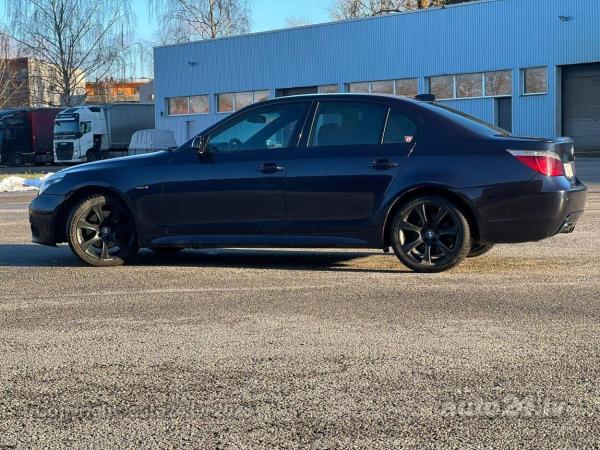 Zils BMW 5 Series 2007 Tallina, ar dzinēja tilpumu 3.00 L un nobraukumu 411 tūkst. km par 5000 €, foto 3 vietnē AUTOMOTO.COM.LV