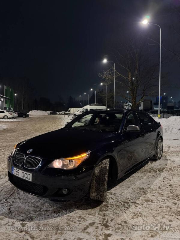 Zils BMW 5 Series 2007 Tallina, ar dzinēja tilpumu 3.00 L un nobraukumu 303 tūkst. km par 10000 €, foto 1 vietnē AUTOMOTO.COM.LV