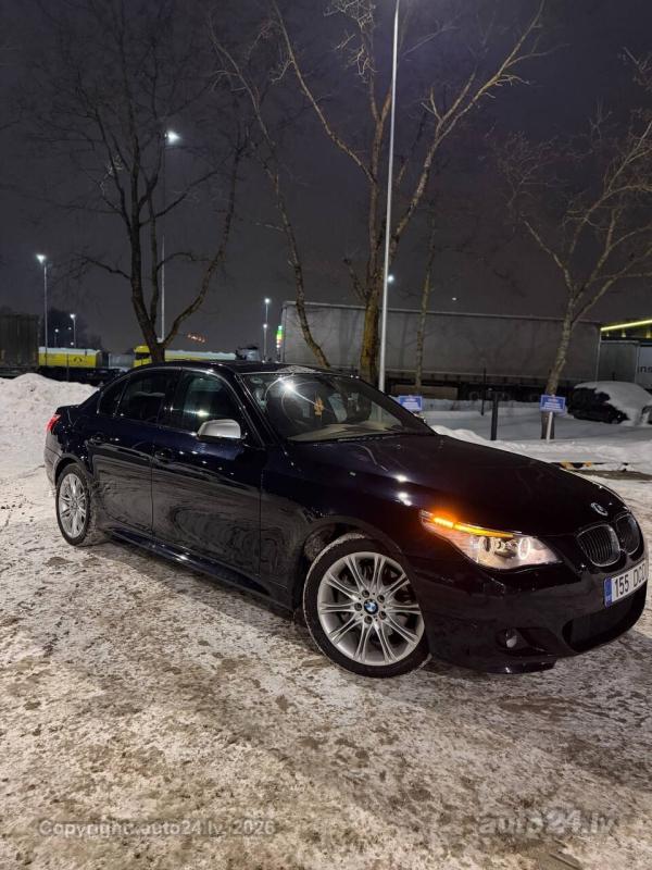 Zils BMW 5 Series 2007 Tallina, ar dzinēja tilpumu 3.00 L un nobraukumu 303 tūkst. km par 10000 €, foto 7 vietnē AUTOMOTO.COM.LV