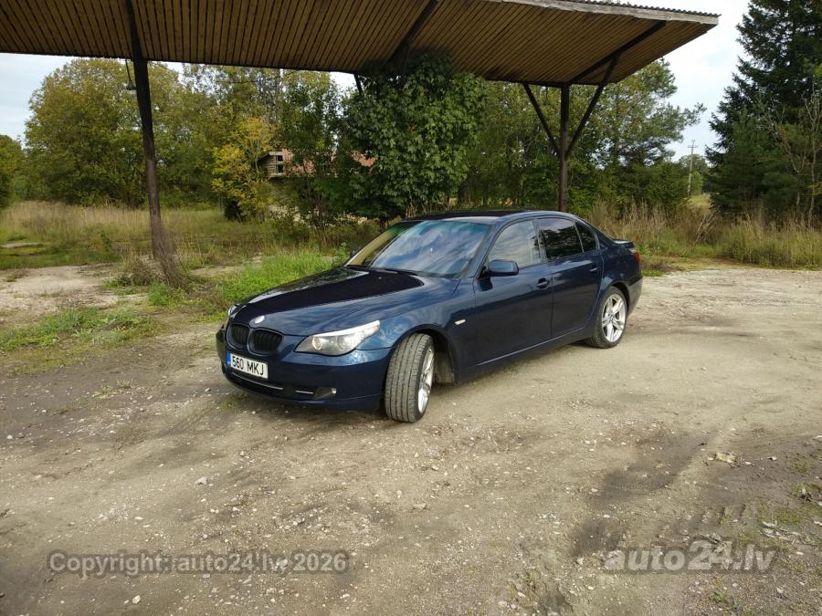 Zils BMW 5 Series 2007 Kuresāre, ar dzinēja tilpumu 3.00 L un nobraukumu 303 tūkst. km par 6900 €, foto 1 vietnē AUTOMOTO.COM.LV