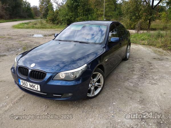 Zils BMW 5 Series 2007 Kuresāre, ar dzinēja tilpumu 3.00 L un nobraukumu 303 tūkst. km par 6900 €, foto 8 vietnē AUTOMOTO.COM.LV