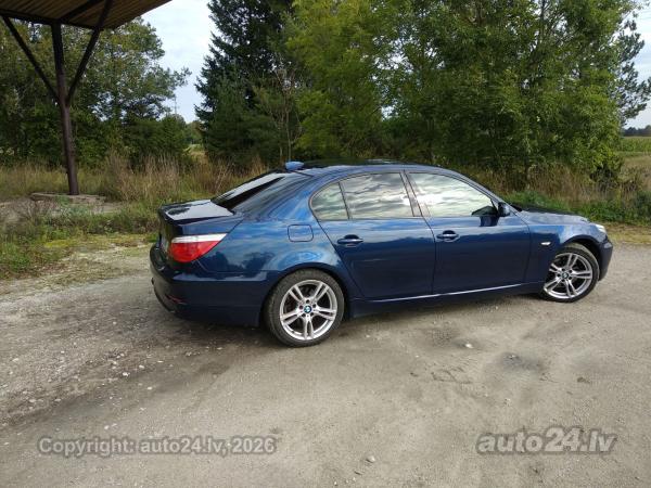 Zils BMW 5 Series 2007 Kuresāre, ar dzinēja tilpumu 3.00 L un nobraukumu 303 tūkst. km par 6900 €, foto 9 vietnē AUTOMOTO.COM.LV