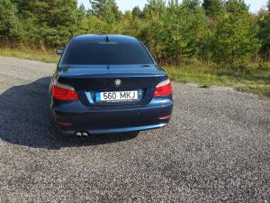 Zils BMW 5 Series 2007 Kuresāre, ar dzinēja tilpumu 3.00 L un nobraukumu 303 tūkst. km par 6900 €, foto 14 vietnē AUTOMOTO.COM.LV