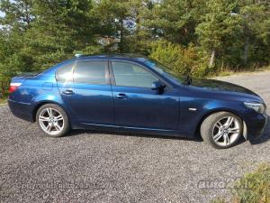 Zils BMW 5 Series 2007 Kuresāre, ar dzinēja tilpumu 3.00 L un nobraukumu 303 tūkst. km par 6900 €, foto 17 vietnē AUTOMOTO.COM.LV