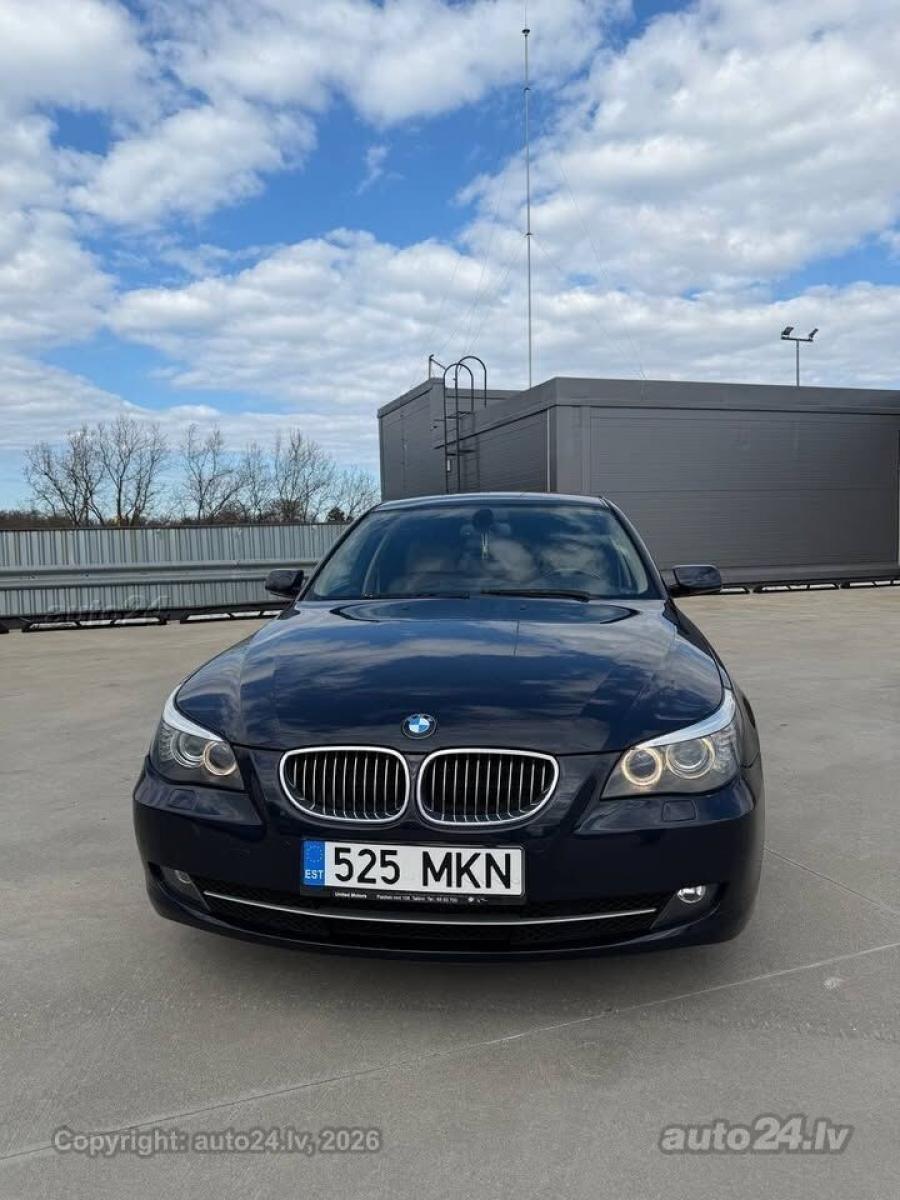 Zils BMW 5 Series 2007 Tallina, ar dzinēja tilpumu 3.00 L un nobraukumu 285 tūkst. km par 5700 €, foto 3 vietnē AUTOMOTO.COM.LV