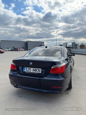 Zils BMW 5 Series 2007 Tallina, ar dzinēja tilpumu 3.00 L un nobraukumu 285 tūkst. km par 5700 €, foto 5 vietnē AUTOMOTO.COM.LV