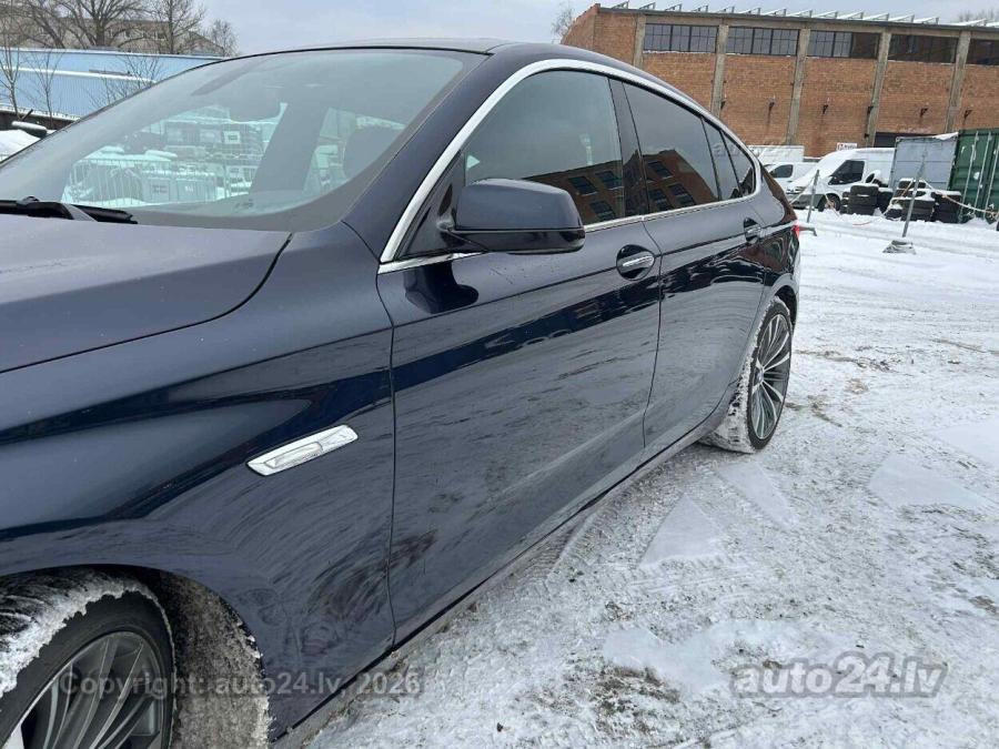 Zils BMW 5 Series 2009 Tallina, ar dzinēja tilpumu 3.00 L un nobraukumu 321 tūkst. km par 8000 €, foto 8 vietnē AUTOMOTO.COM.LV