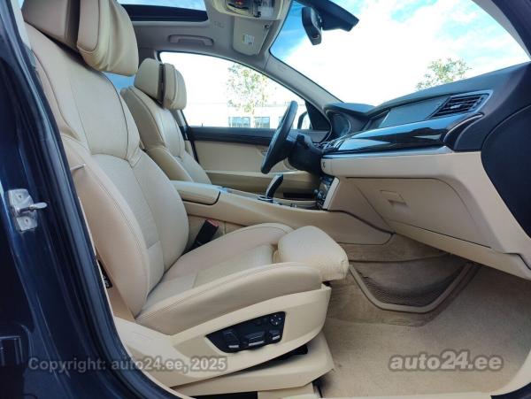 Blue BMW 5 Series 2010 in Tallinn, with an engine capacity of 4.40 L and mileage of 239 thousand km for 10999 €, photo 11 on AUTOMOTO.COM.LV