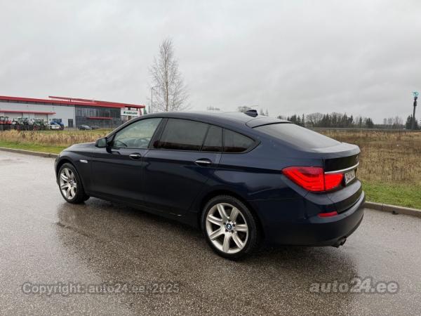 Zils BMW 5 Series 2010 Tartu, ar dzinēja tilpumu 3.00 L un nobraukumu 407 tūkst. km par 7999 €, foto 3 vietnē AUTOMOTO.COM.LV