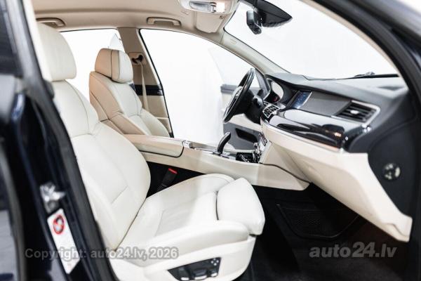 Zils BMW 5 Series 2010 Tallina, ar dzinēja tilpumu 3.00 L un nobraukumu 264 tūkst. km par 9999 €, foto 11 vietnē AUTOMOTO.COM.LV