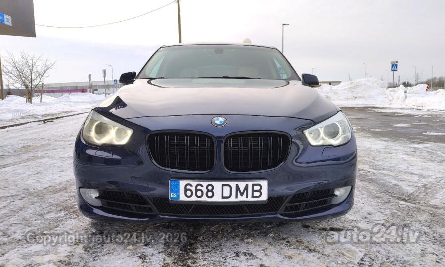 Blue BMW 5 Series 2010 in Tallinn, with an engine capacity of 4.40 L and mileage of 240 thousand km for 8499 €, photo 2 on AUTOMOTO.COM.LV