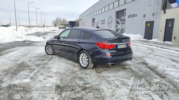 Blue BMW 5 Series 2010 in Tallinn, with an engine capacity of 4.40 L and mileage of 240 thousand km for 8499 €, photo 8 on AUTOMOTO.COM.LV