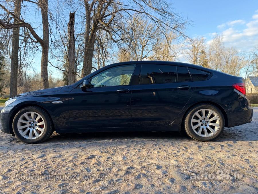Blue BMW 5 Series 2010 in Tallinn, with an engine capacity of 4.40 L and mileage of 249 thousand km for 8500 €, photo 4 on AUTOMOTO.COM.LV