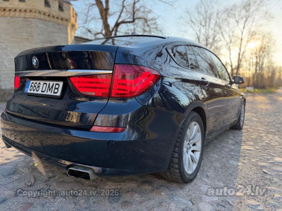 Blue BMW 5 Series 2010 in Tallinn, with an engine capacity of 4.40 L and mileage of 249 thousand km for 8500 €, photo 7 on AUTOMOTO.COM.LV