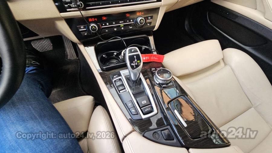 Blue BMW 5 Series 2010 in Tallinn, with an engine capacity of 3.00 L and mileage of 314 thousand km for 12900 €, photo 6 on AUTOMOTO.COM.LV