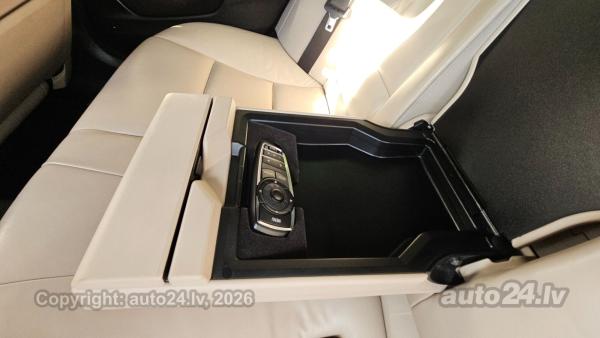 Zils BMW 5 Series 2010 Tallina, ar dzinēja tilpumu 3.00 L un nobraukumu 314 tūkst. km par 12900 €, foto 10 vietnē AUTOMOTO.COM.LV