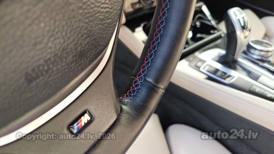 Blue BMW 5 Series 2010 in Tallinn, with an engine capacity of 3.00 L and mileage of 314 thousand km for 12900 €, photo 13 on AUTOMOTO.COM.LV