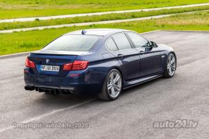 Blue BMW 5 Series 2015 in Tartu, with an engine capacity of 3.00 L and mileage of 234 thousand km for 14999 €, photo 9 on AUTOMOTO.COM.LV