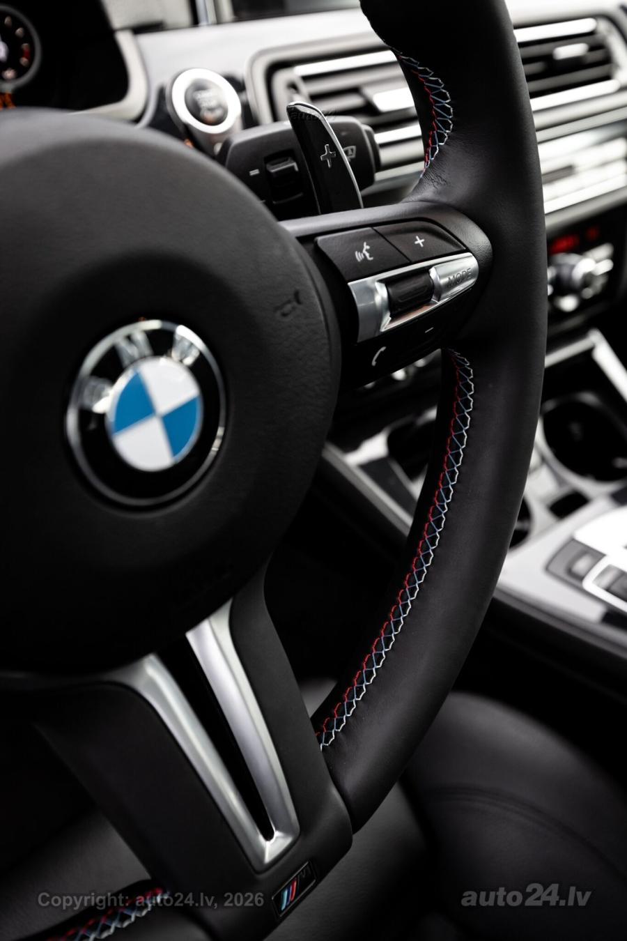 Blue BMW 5 Series 2015 in Tartu, with an engine capacity of 3.00 L and mileage of 234 thousand km for 14999 €, photo 15 on AUTOMOTO.COM.LV
