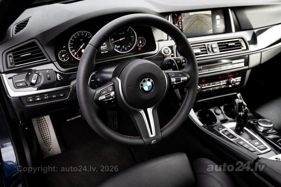 Blue BMW 5 Series 2015 in Tartu, with an engine capacity of 3.00 L and mileage of 234 thousand km for 14999 €, photo 16 on AUTOMOTO.COM.LV
