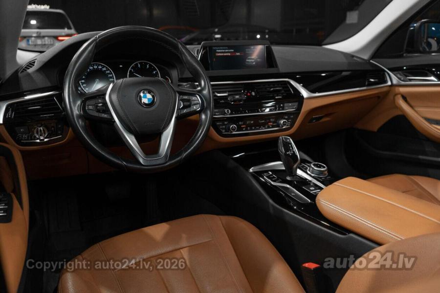 Zils BMW 5 Series 2017 Rīga, ar dzinēja tilpumu 2.00 L un nobraukumu 95 tūkst. km par 23380 €, foto 9 vietnē AUTOMOTO.COM.LV