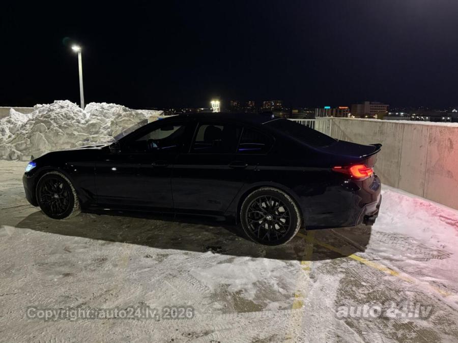 Blue BMW 5 Series 2017 in Tallinn, with an engine capacity of 3.00 L and mileage of 78 thousand km for 42000 €, photo 4 on AUTOMOTO.COM.LV