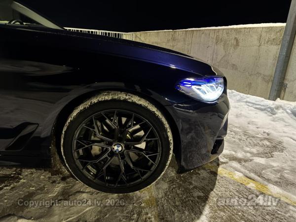 Zils BMW 5 Series 2017 Tallina, ar dzinēja tilpumu 3.00 L un nobraukumu 78 tūkst. km par 42000 €, foto 11 vietnē AUTOMOTO.COM.LV