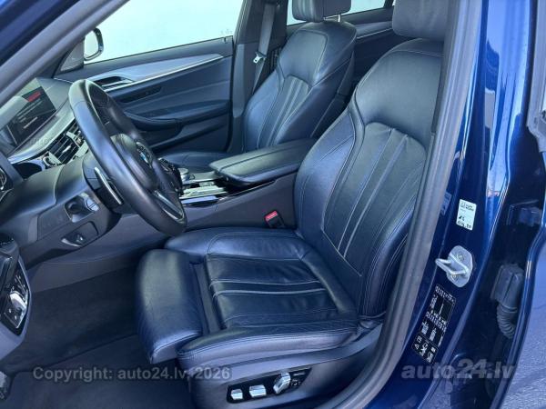 Zils BMW 5 Series 2017 Tallina, ar dzinēja tilpumu 3.00 L un nobraukumu 220 tūkst. km par 25400 €, foto 7 vietnē AUTOMOTO.COM.LV