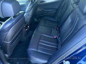 Zils BMW 5 Series 2017 Tallina, ar dzinēja tilpumu 3.00 L un nobraukumu 220 tūkst. km par 25400 €, foto 9 vietnē AUTOMOTO.COM.LV
