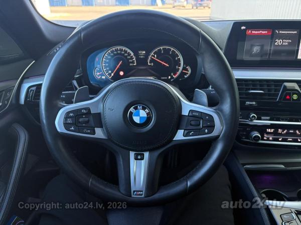 Zils BMW 5 Series 2017 Tallina, ar dzinēja tilpumu 3.00 L un nobraukumu 220 tūkst. km par 25400 €, foto 10 vietnē AUTOMOTO.COM.LV