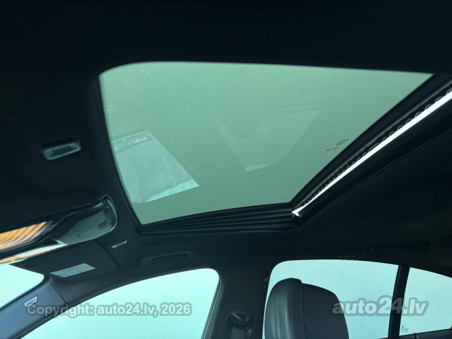 Zils BMW 5 Series 2017 Tallina, ar dzinēja tilpumu 3.00 L un nobraukumu 220 tūkst. km par 25400 €, foto 13 vietnē AUTOMOTO.COM.LV