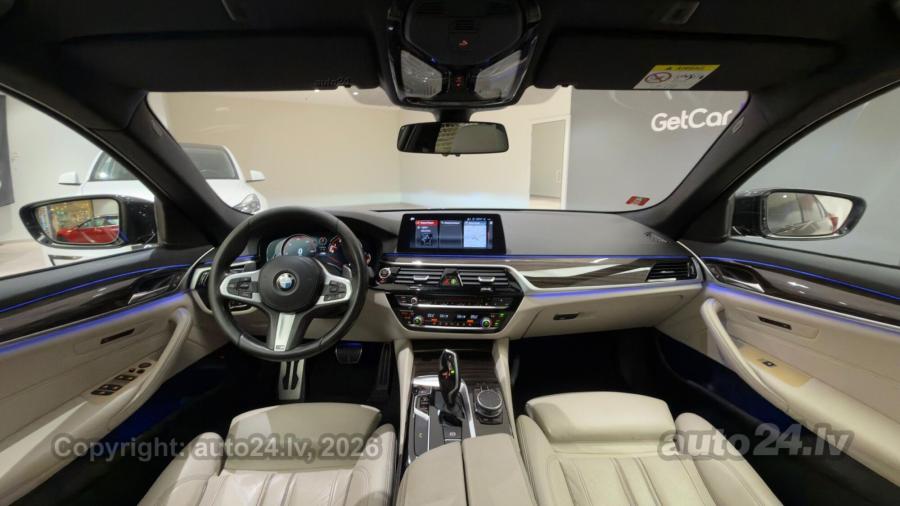 Blue BMW 5 Series 2017 in Riga, with an engine capacity of 2.00 L and mileage of 127 thousand km for 20000 €, photo 7 on AUTOMOTO.COM.LV