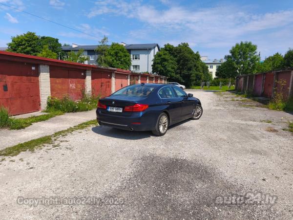 Blue BMW 5 Series 2017 in Tallinn, with an engine capacity of 2.00 L and mileage of 152 thousand km for 25500 €, photo 2 on AUTOMOTO.COM.LV