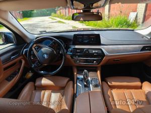 Blue BMW 5 Series 2017 in Tallinn, with an engine capacity of 2.00 L and mileage of 152 thousand km for 25500 €, photo 5 on AUTOMOTO.COM.LV