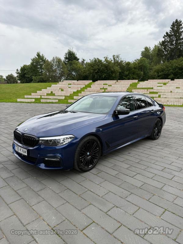 Zils BMW 5 Series 2017 Tallina, ar dzinēja tilpumu 3.00 L un nobraukumu 133 tūkst. km par 30500 €, foto 1 vietnē AUTOMOTO.COM.LV