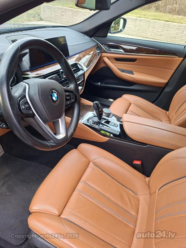 Zils BMW 5 Series 2018 Tartu, ar dzinēja tilpumu 3.00 L un nobraukumu 68 tūkst. km par 32000 €, foto 2 vietnē AUTOMOTO.COM.LV