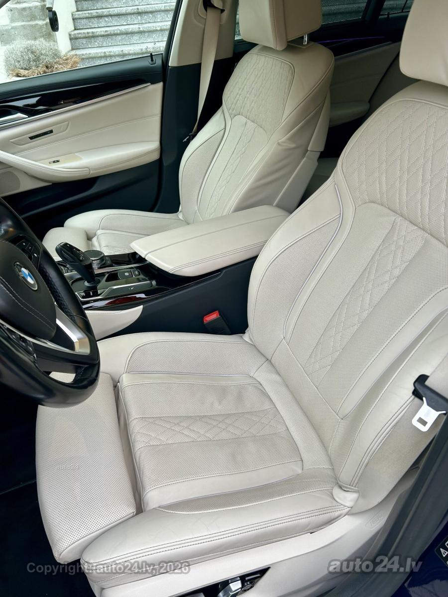 Zils BMW 5 Series 2018 Tallina, ar dzinēja tilpumu 3.00 L un nobraukumu 124 tūkst. km par 27400 €, foto 7 vietnē AUTOMOTO.COM.LV