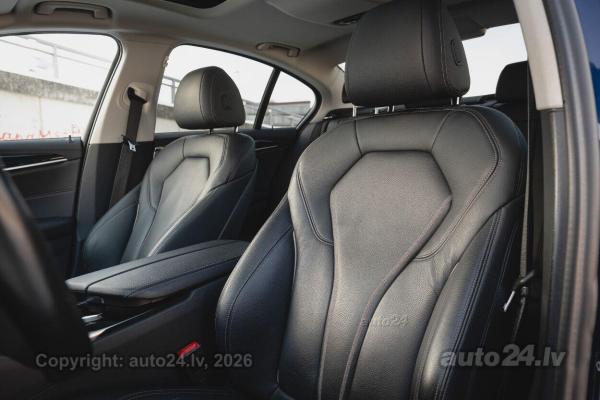 Zils BMW 5 Series 2019 Tallina, ar dzinēja tilpumu 2.00 L un nobraukumu 101 tūkst. km par 30600 €, foto 11 vietnē AUTOMOTO.COM.LV