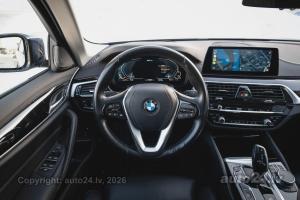 Blue BMW 5 Series 2019 in Tallinn, with an engine capacity of 2.00 L and mileage of 101 thousand km for 30600 €, photo 17 on AUTOMOTO.COM.LV