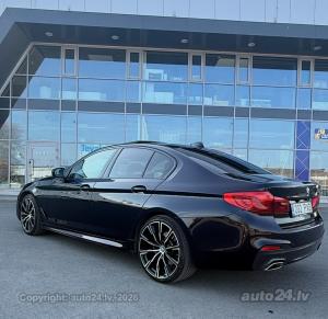 Zils BMW 5 Series 2019 Tallina, ar dzinēja tilpumu 2.00 L un nobraukumu 120 tūkst. km par 29900 €, foto  vietnē AUTOMOTO.COM.LV