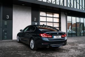 Zils BMW 5 Series 2020 Tallina, ar dzinēja tilpumu 2.00 L un nobraukumu 119 tūkst. km par 30900 €, foto 5 vietnē AUTOMOTO.COM.LV
