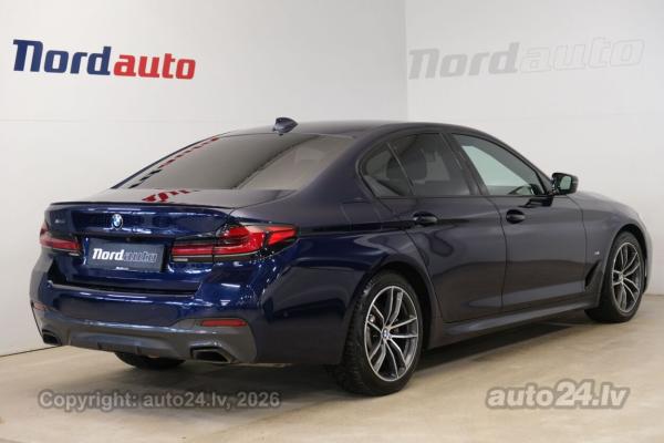 Zils BMW 5 Series 2020 Tallina, ar dzinēja tilpumu 2.00 L un nobraukumu 156 tūkst. km par 29900 €, foto 4 vietnē AUTOMOTO.COM.LV