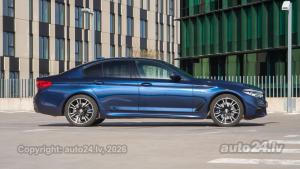 Blue BMW 5 Series 2020 in Tallinn, with an engine capacity of 3.00 L and mileage of 189 thousand km for 32999 €, photo 3 on AUTOMOTO.COM.LV