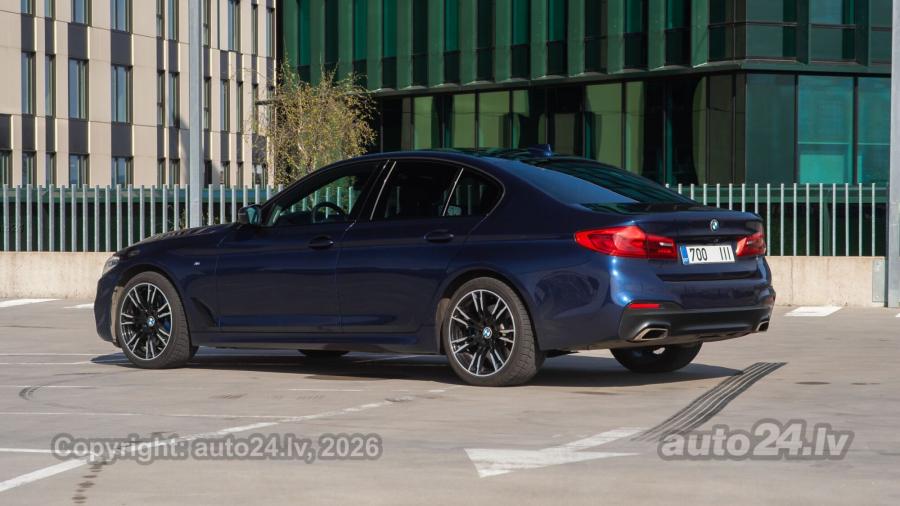 Blue BMW 5 Series 2020 in Tallinn, with an engine capacity of 3.00 L and mileage of 189 thousand km for 32999 €, photo 5 on AUTOMOTO.COM.LV