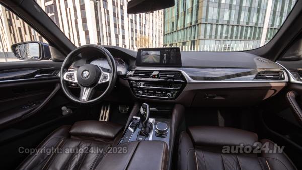 Zils BMW 5 Series 2020 Tallina, ar dzinēja tilpumu 3.00 L un nobraukumu 189 tūkst. km par 32999 €, foto 6 vietnē AUTOMOTO.COM.LV