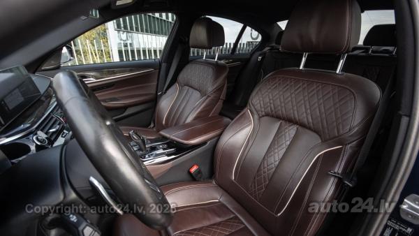 Zils BMW 5 Series 2020 Tallina, ar dzinēja tilpumu 3.00 L un nobraukumu 189 tūkst. km par 32999 €, foto 7 vietnē AUTOMOTO.COM.LV